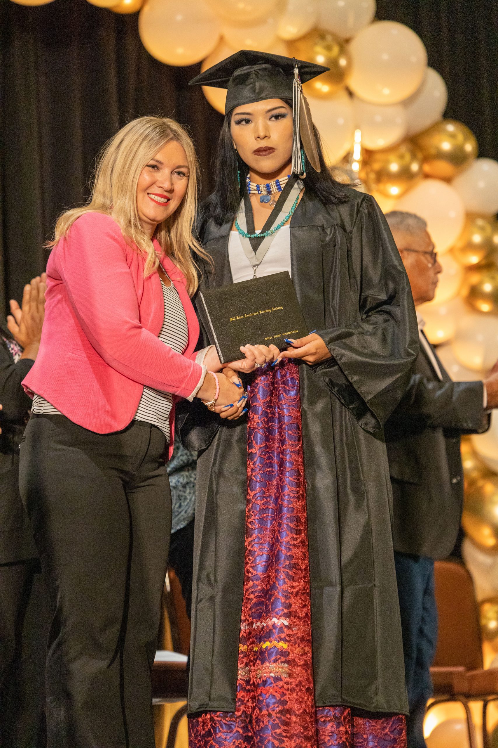 High School Students Receive Diplomas | O'Odham Action News