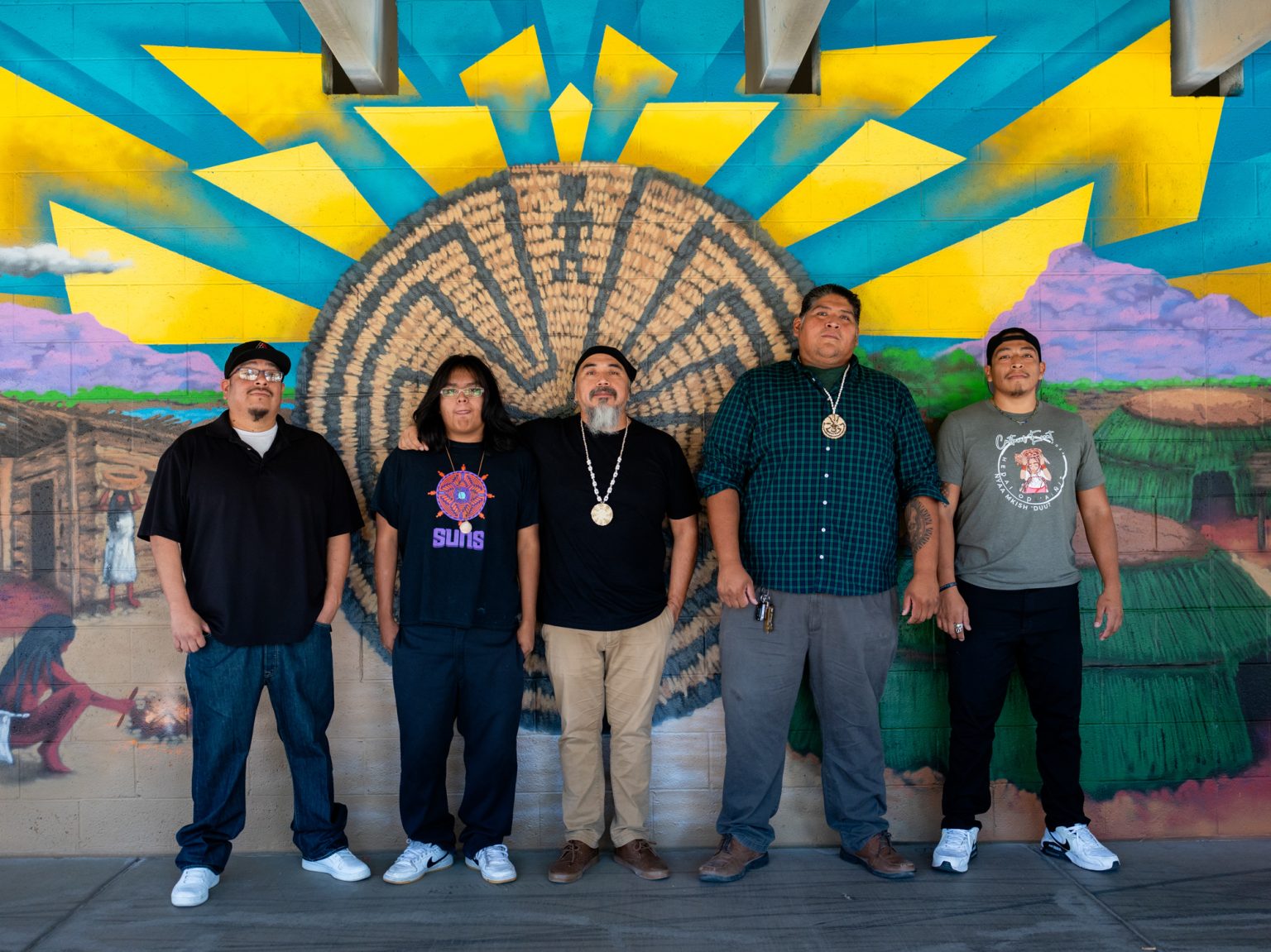 Hekiu Indigenous Artist Continuum Installs New Mural | O'Odham Action News