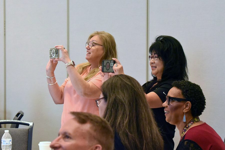 SRPMIC Employees Celebrated at Quarterly Awards | O'Odham Action News